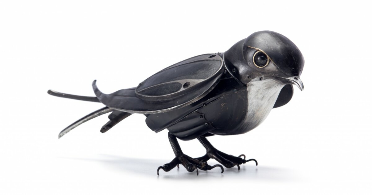 ART: Delicate Creatures Made From Scrap.