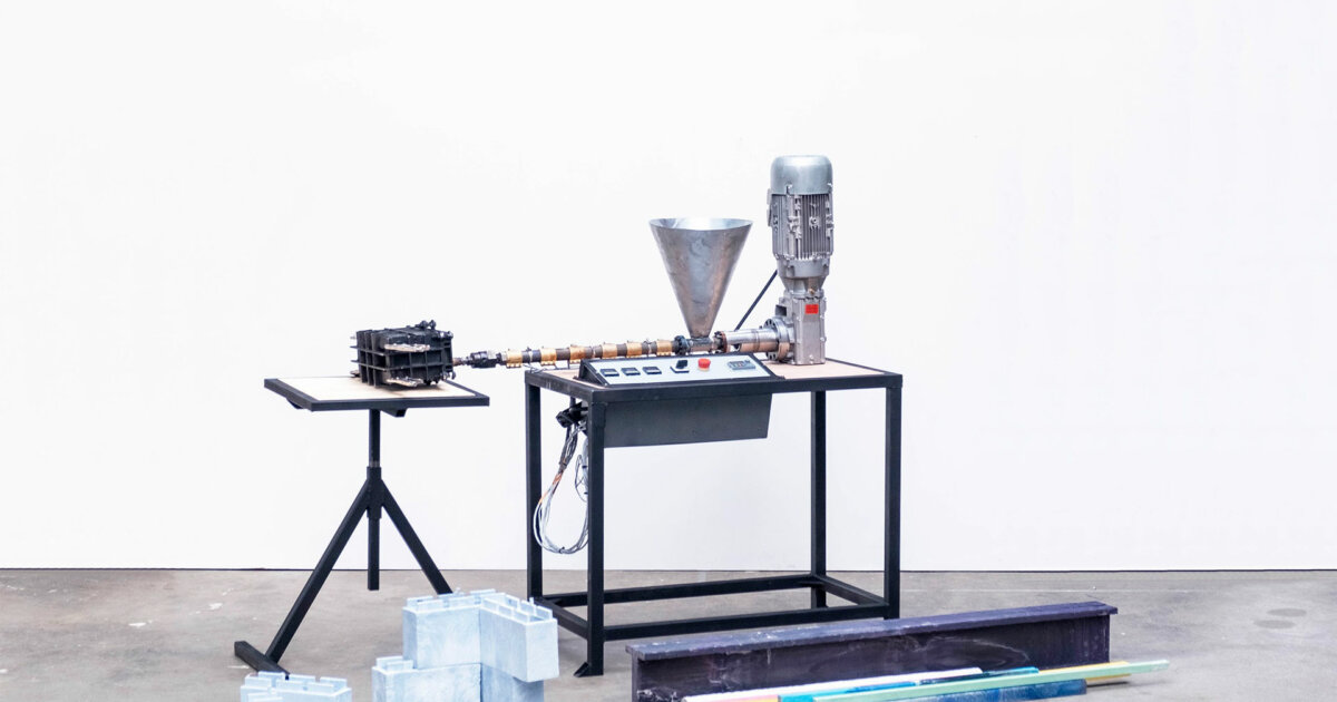 RECYCLING: The Precious Plastic Project.