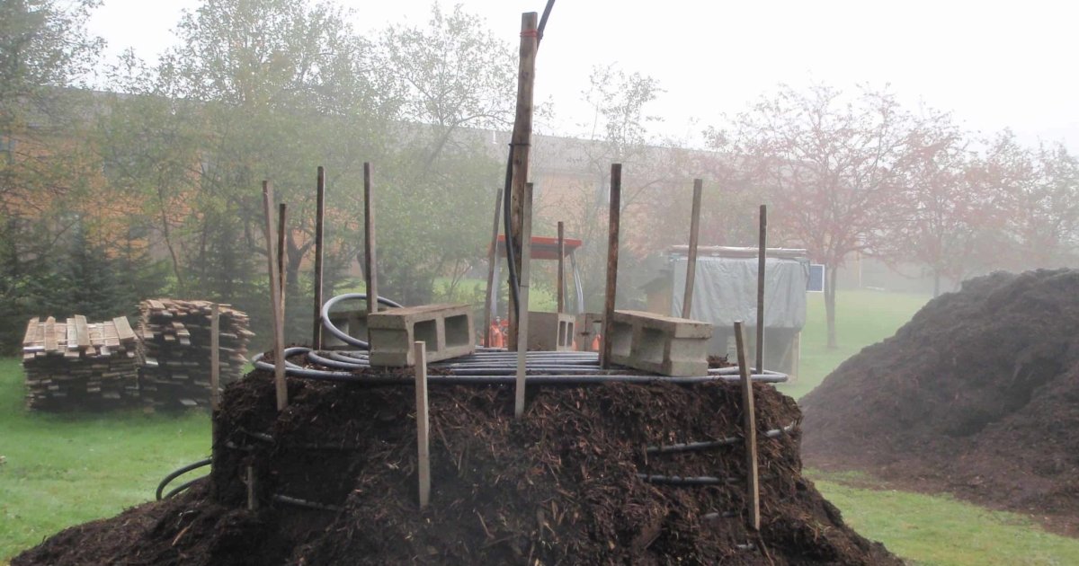 COMPOST POWER: DIY Heat Transfer Systems.